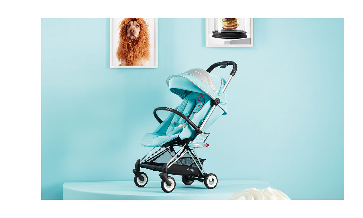 CYBEX by Jeremy Scott Car